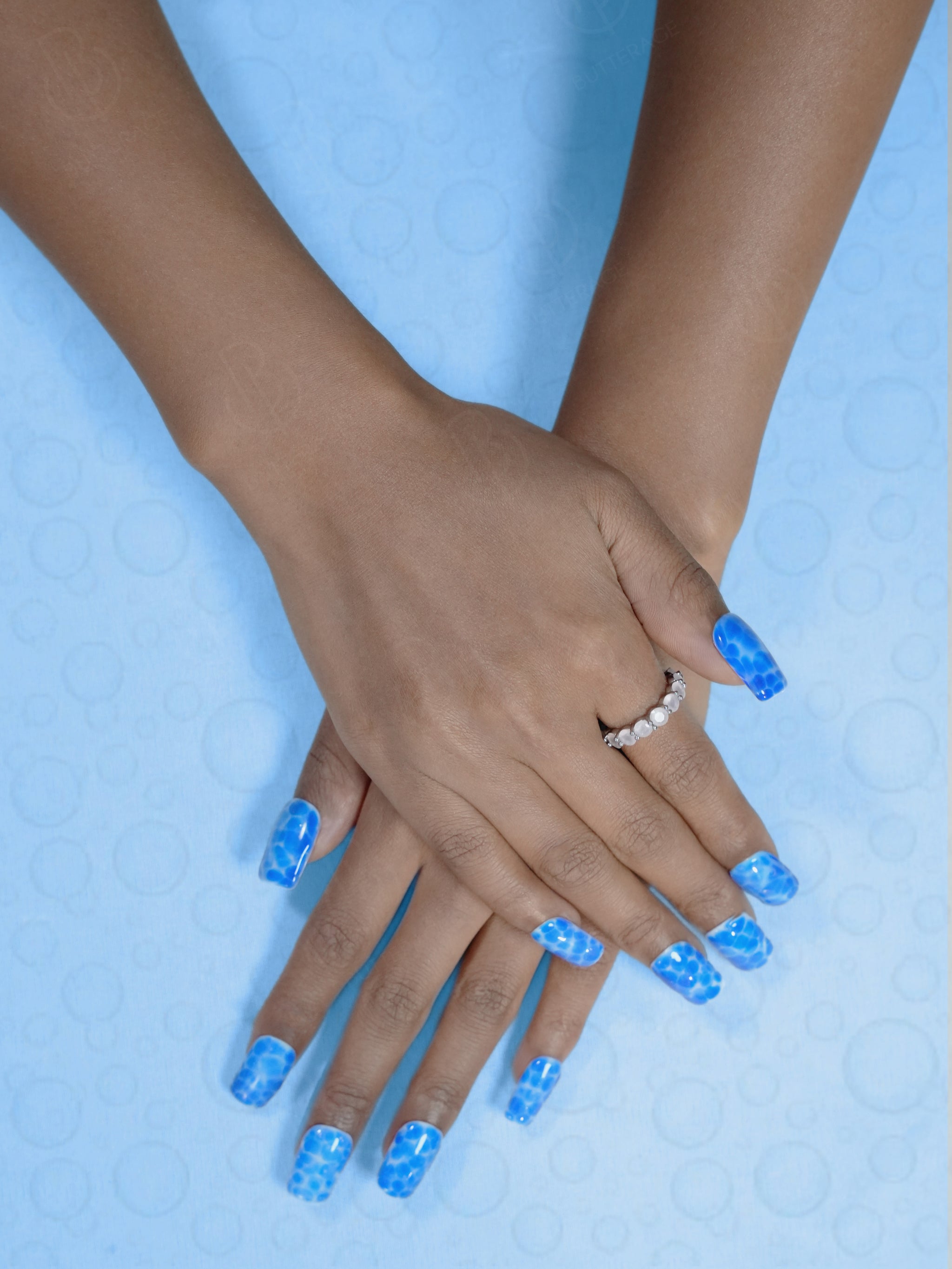 H2O Bubble Blue Press On Nails | Aquatic Whimsy - Butterage